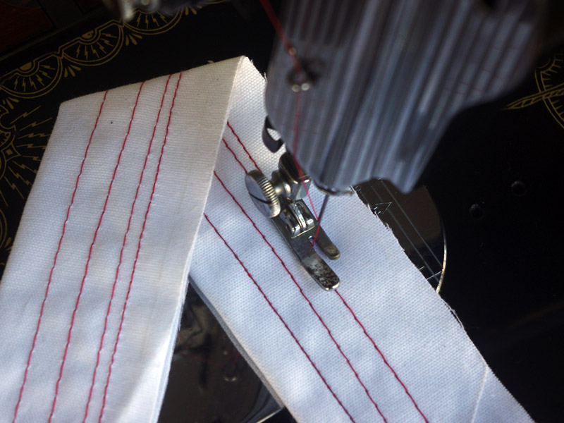 No.733 SINGER 15U シンガー製 家庭用足踏みミシン：アンティークミシン修理士の工房 足踏みミシン・手回しミシンのミシン一番店